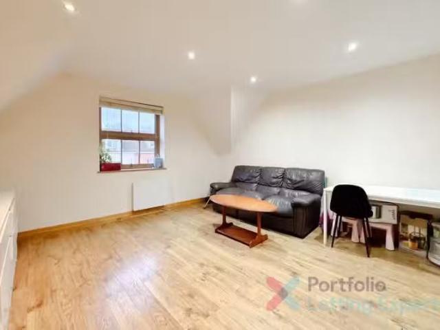 2 bedroom flat for rent in 2 Bedroom Furnished Apartment All.