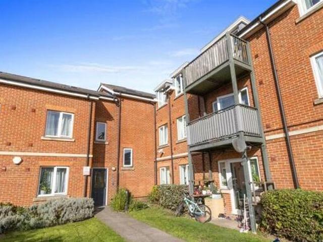 2 Bedroom Flat For Rent In 2 Glebe Road, Finchley