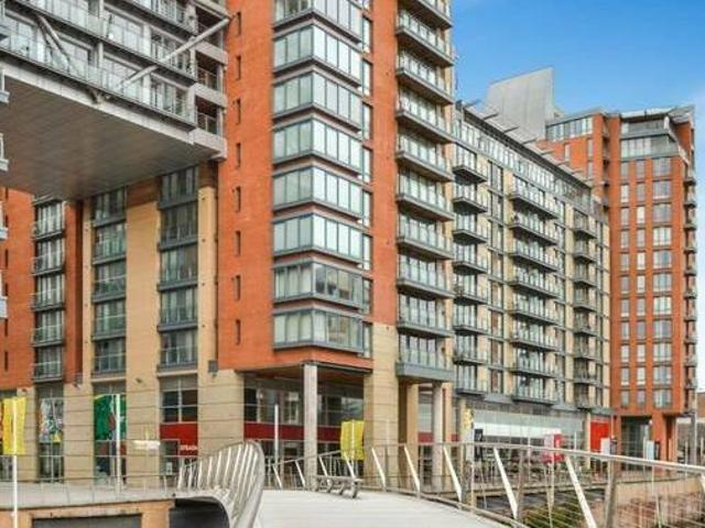 2 bedroom flat for rent in 2 Leftbank Spinningfields Manchester M3