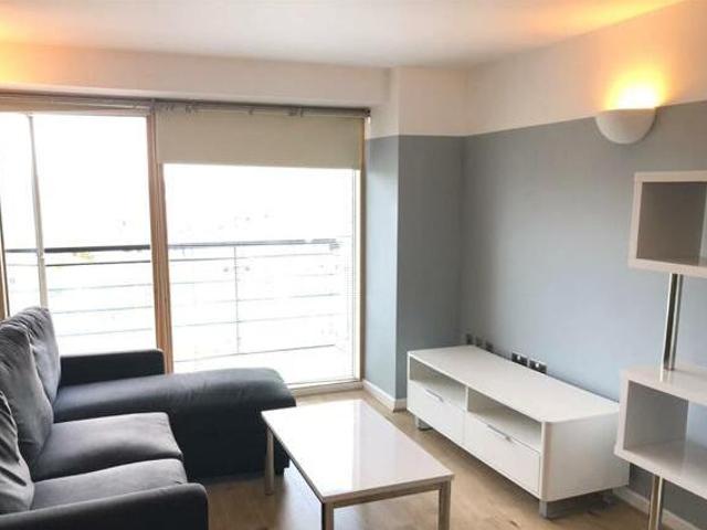 2 Bedroom Flat For Rent In 2 Riverside Way