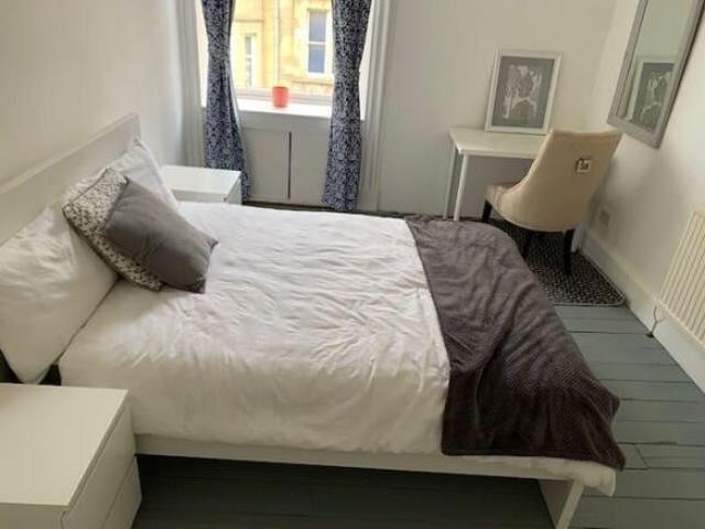 2 bedroom flat for rent in 3036L Tay Street, Edinburgh, EH11 1DZ, EH11