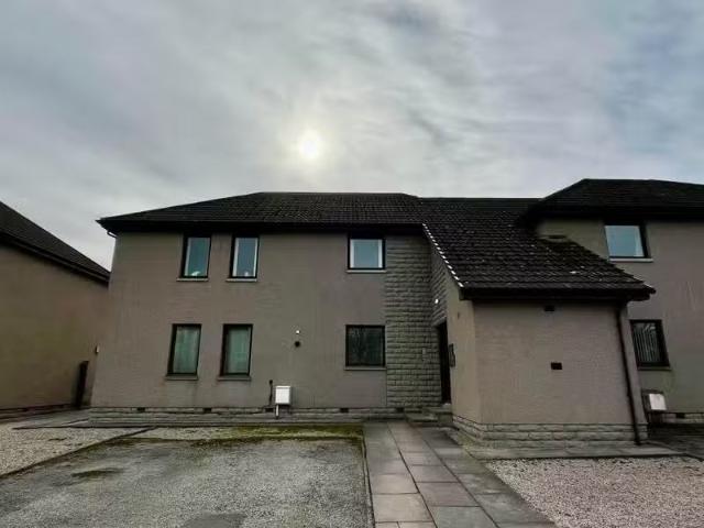 2 bedroom flat for rent in 38 Castle Park Road, Huntly, AB54 8.