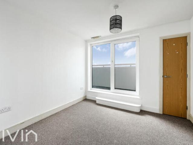 2 bedroom flat for rent in, 390 London Road, Croydon, CR0