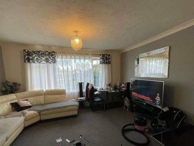 2 bedroom flat for rent in 3 Sterling Court Cheltenham GL51 8LY GL51