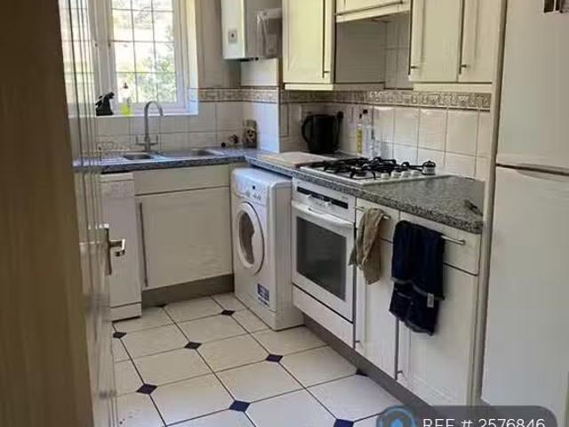 2 bedroom flat for rent in Talbot Avenue, Bournemouth,, BH3