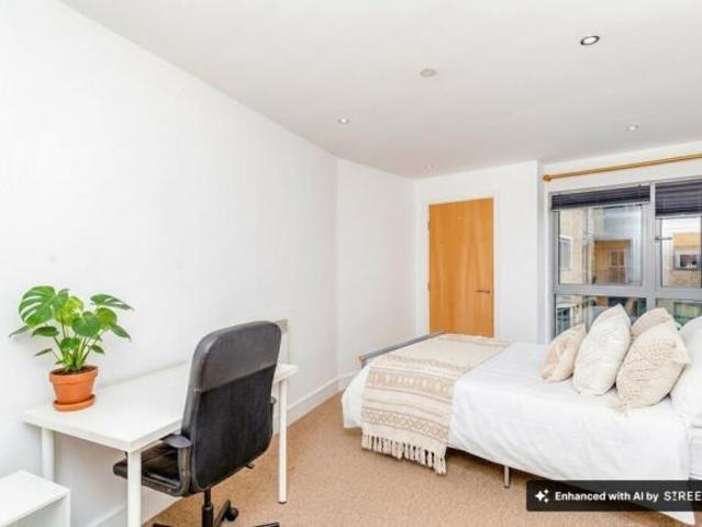 2 bedroom flat for rent in Talbot Street, North West, NG1
