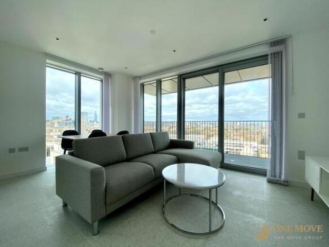 2 bedroom flat for rent in Tapestry Way, Jacquard Point, E1