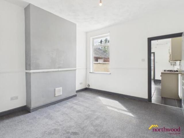 2 bedroom flat for rent in Tatton Street, Stoke on Trent, ST3