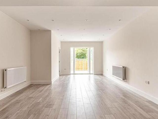 2 Bedroom Flat For Rent In Temple Fortune, London