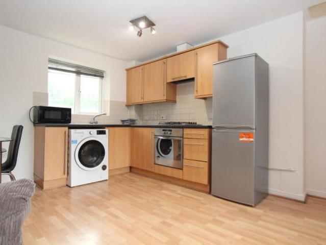 2 bedroom flat for rent in Temple Place, Reading, RG1