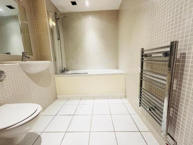 2 bedroom flat for rent in Tempus Tower, 9 Mirabel Street, M3 1NN, M3
