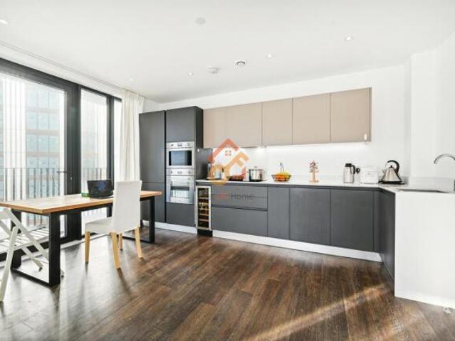 2 bedroom flat for rent in Thomas York House, 107 Woolwich High Street, London SE18