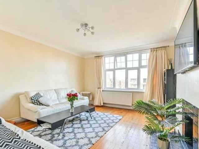 2 bedroom flat for rent in Thorncliffe Court Clapham Park London SW4