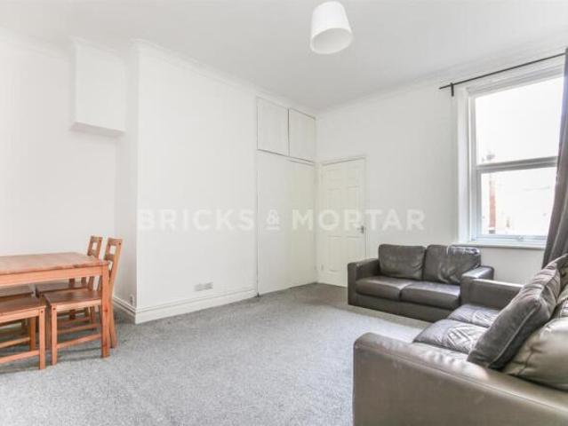 2 bedroom flat for rent in Thornleigh Road, Jesmond, Newcastle Upon Tyne, NE2
