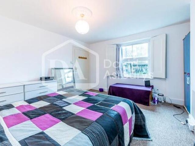 2 bedroom flat for rent in Thane Villas, Finsbury Park, London, N7