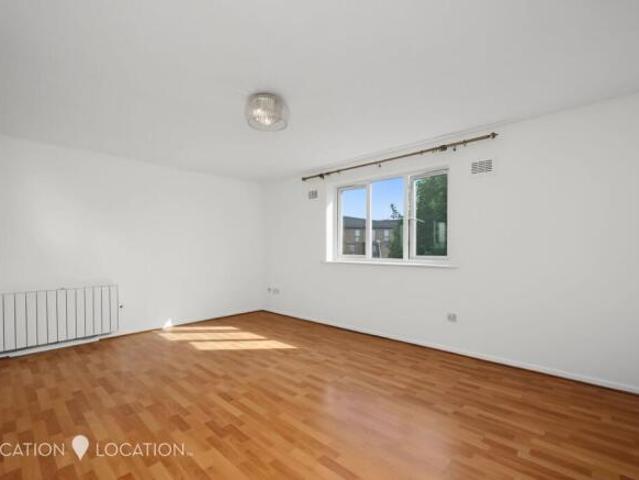 2 bedroom flat for rent in Thant Close, Witham Court, E10