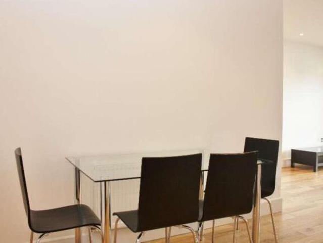 2 bedroom flat for rent in The Cube, Clapham Road, SW9