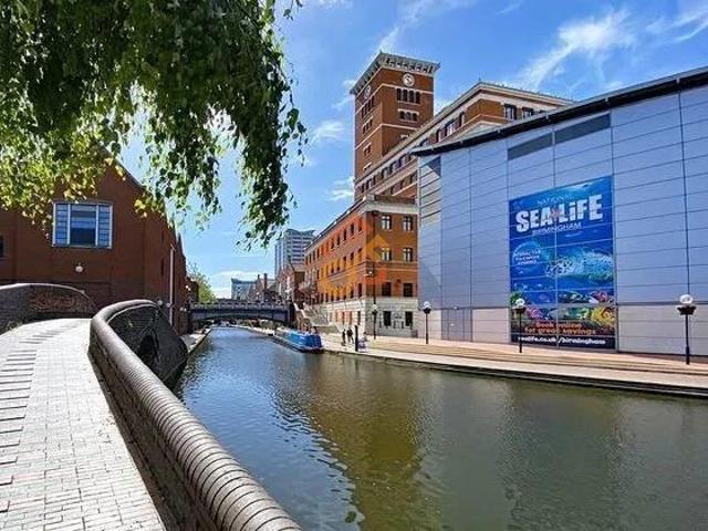 2 bedroom flat for rent in The Axium, 40 Windmill Street, Birmingham B1