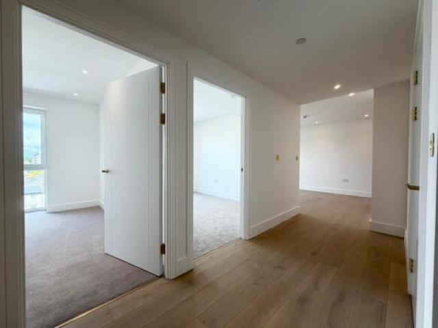 2 bedroom flat for rent in The Blue Boat, Distillery Wharf, Parr's Way, London, W6