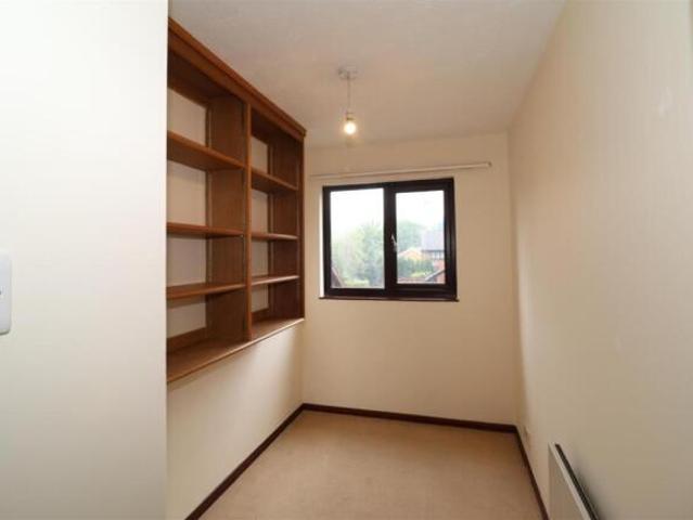 2 bedroom flat for rent in The Goodwins, Tunbridge Wells, TN2