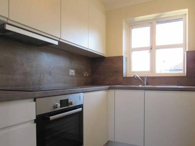 2 bedroom flat for rent in The Drummonds 745 749 Dunstable Road Luton LU4