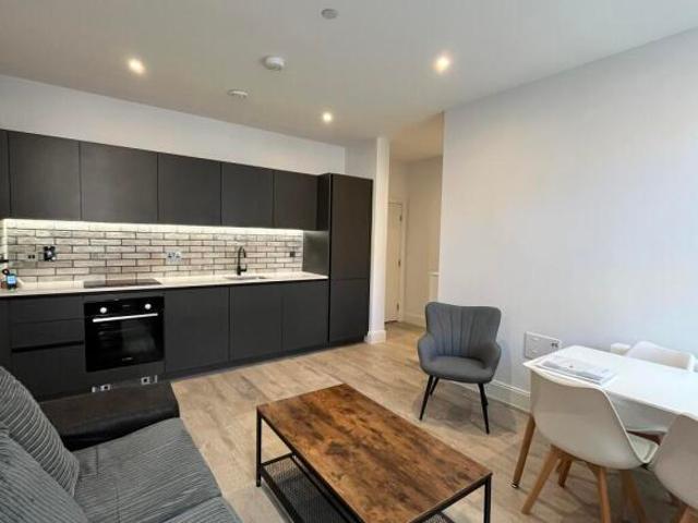 2 bedroom flat for rent in The Factory, Memorial Avenue, Slough, SL1