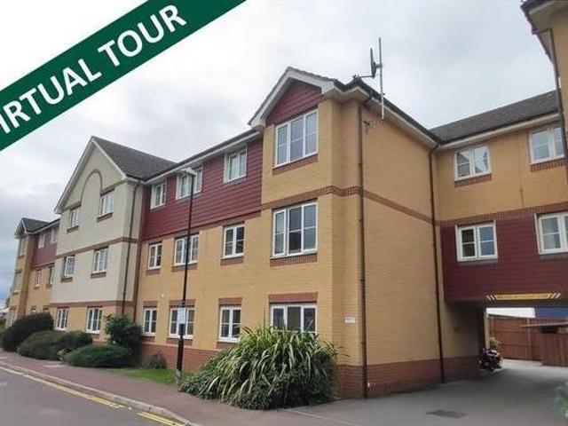 2 bedroom flat for rent in The Fairways Farlington PO6 1RW PO6