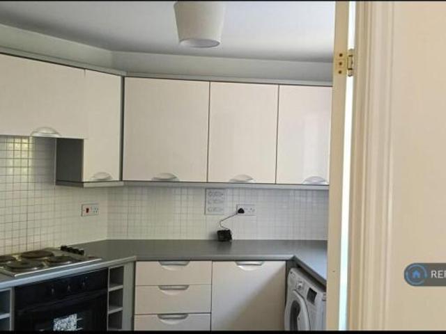 2 bedroom flat for rent in The Fairways, Farlington, PO6