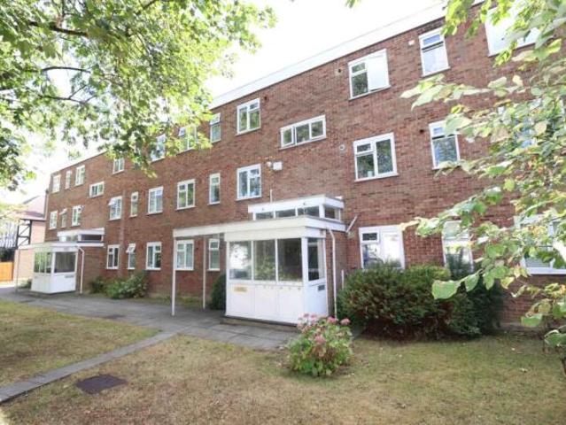 2 bedroom flat for rent in The Firs, Lawrie Park Gardens, SE26