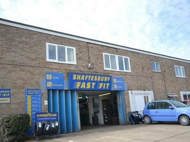 2 bedroom flat for rent in The Flat Longmead Industrial Estate Shaftesbury SP7