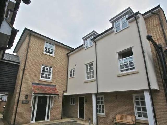 2 bedroom flat for rent in The Hoist Ely Cambridgeshire CB7