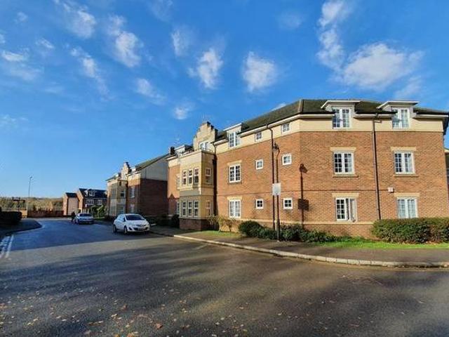 2 bedroom flat for rent in The Hawthornes Flitwick MK45