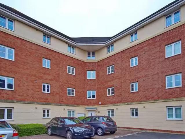 2 bedroom flat for rent in The Hedgerows, Bradley Stoke, Brist.