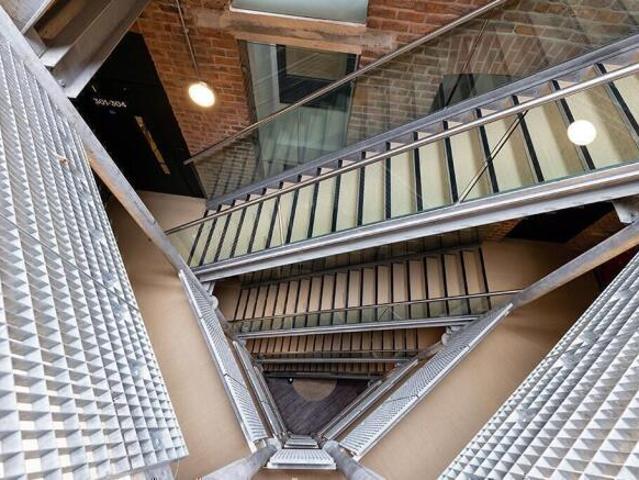2 bedroom flat for rent in The James, Manchester, M4