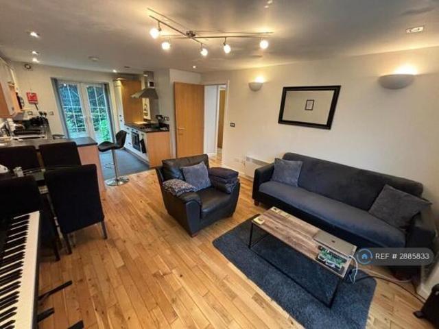 2 bedroom flat for rent in The Junxion, Leeds, LS5