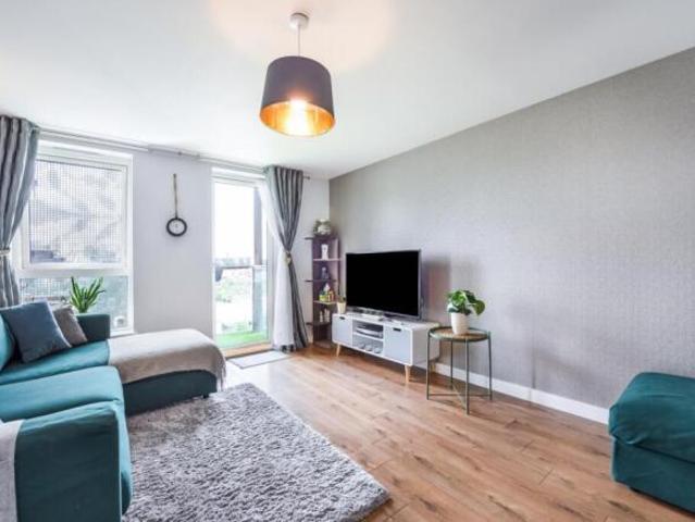 2 bedroom flat for rent in The Sidings Apartments, E16