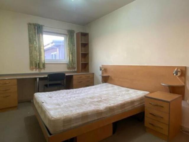2 bedroom flat for rent in The Sidings, Crown Station Place, Liverpool, L7