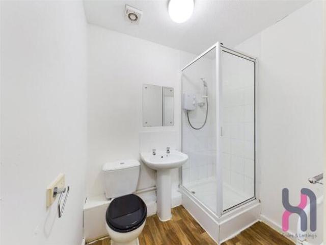 2 bedroom flat for rent in The Sidings, Crown Street, Liverpool, L7