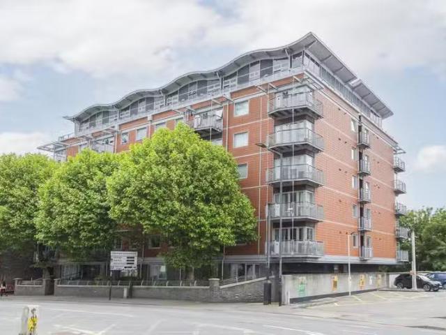 2 bedroom flat for rent in The Panoramic, Clifton, BS1