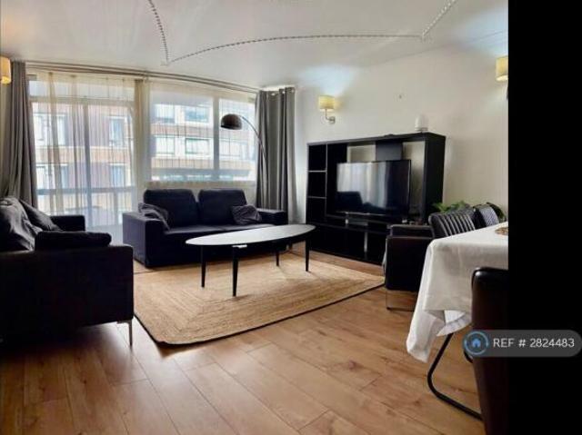 2 bedroom flat for rent in The Quadrangle, London, W2