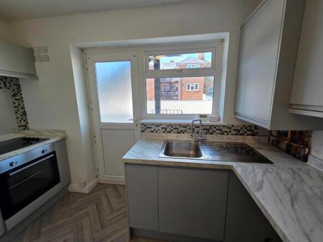 2 bedroom flat for rent in The Residence, Ceylon Place, Eastbourne, East Sussex, BN22
