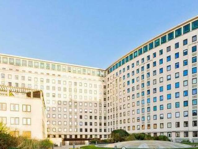 2 bedroom flat for rent in The Whitehouse Apartments Belverder Road Waterloo Bridge London SE1 8