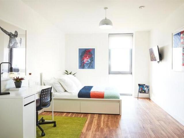 2 bedroom flat for rent in The Terrace, 11 Plaza Boulevard, Liverpool,, L8