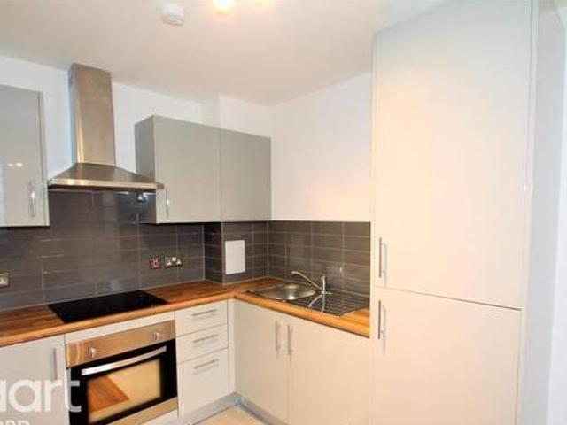2 bedroom flat for rent in The Urban Village Bedford MK40