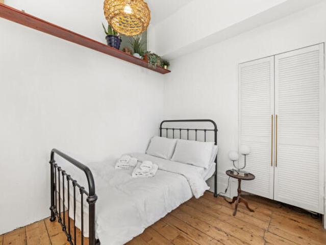 2 bedroom flat for rent in The Village, Charlton, SE7