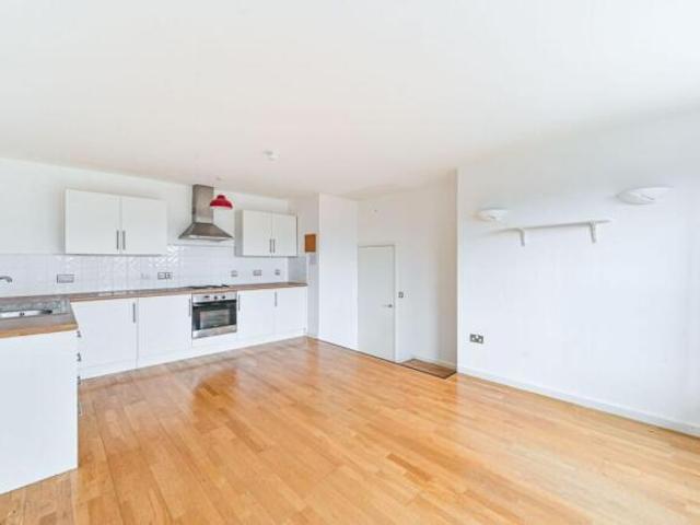 2 bedroom flat for rent in The Vista Building, Woolwich, London, SE18