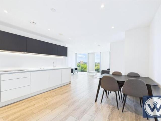 2 bedroom flat for rent in Three60, Silvercroft Street M15