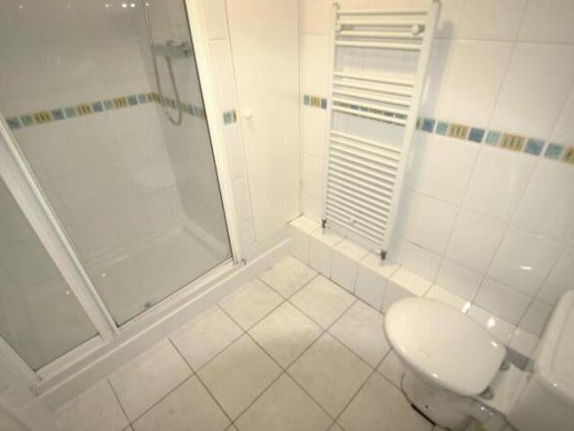2 bedroom flat for rent in Thurlow Court, Wanstead, E11