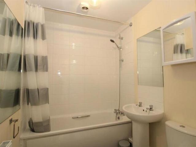 2 bedroom flat for rent in Thursby Walk, Exeter, EX4