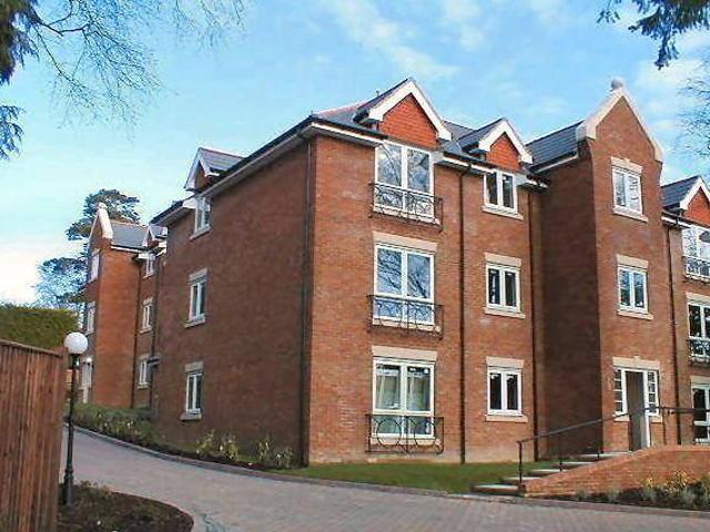 2 bedroom flat for rent in Timberdown HeathfieldTN21